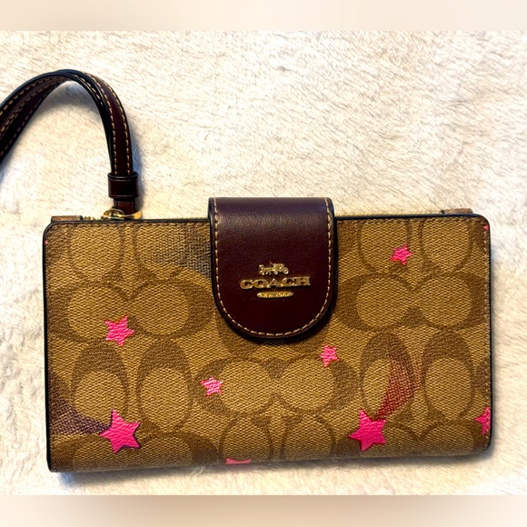 Coach | Bags | Coach Signature Khaki Disco Star Tech Phone Wallet ...